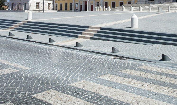 Portugal Limestones. Blocks. Slabs. Tiles. Cladding. And more.