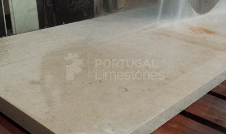 Moleanos Azul. Portugal Grey limestone. Slabs. Tiles. Blocks. Cladding. Decoration.